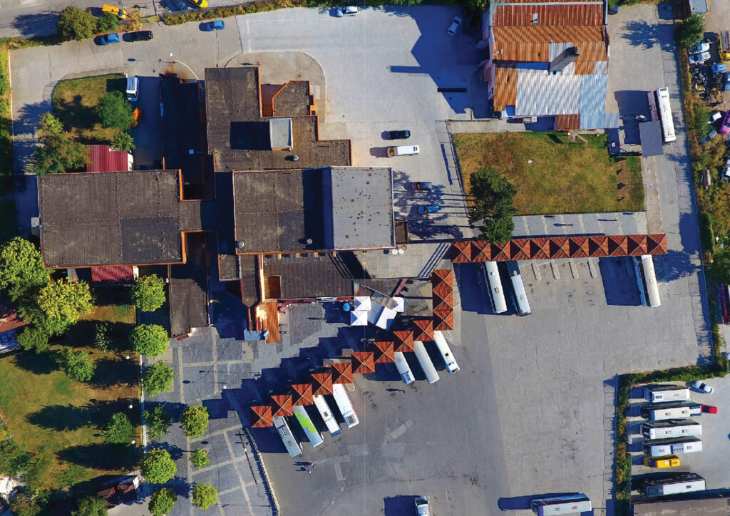 The Bus Station – Autostrada Biennale