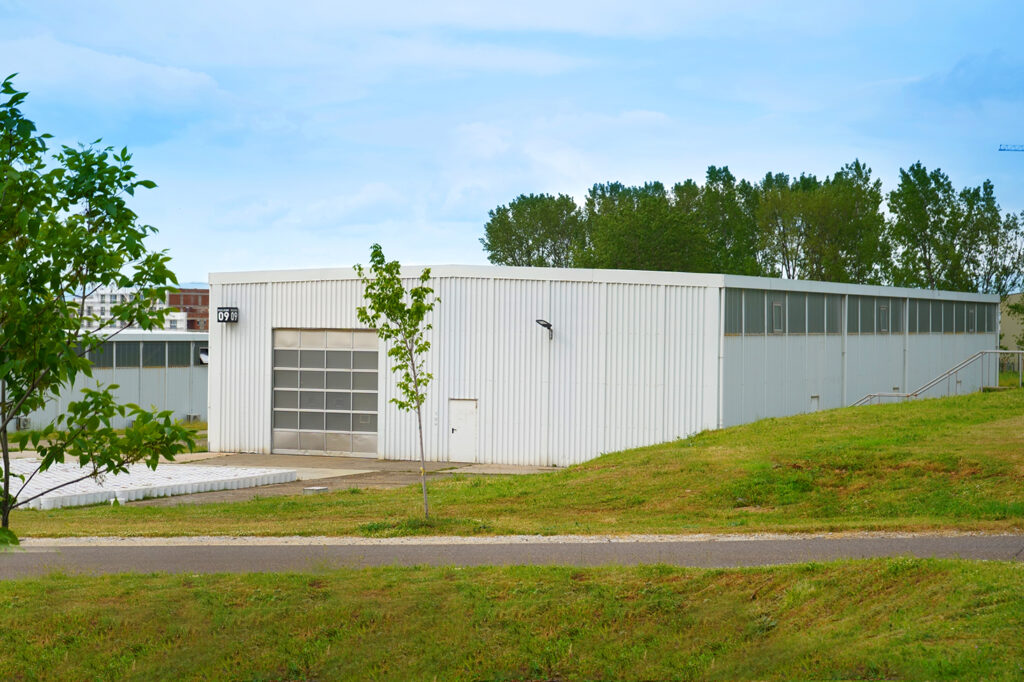 HANGAR 9 – Autostrada Biennale